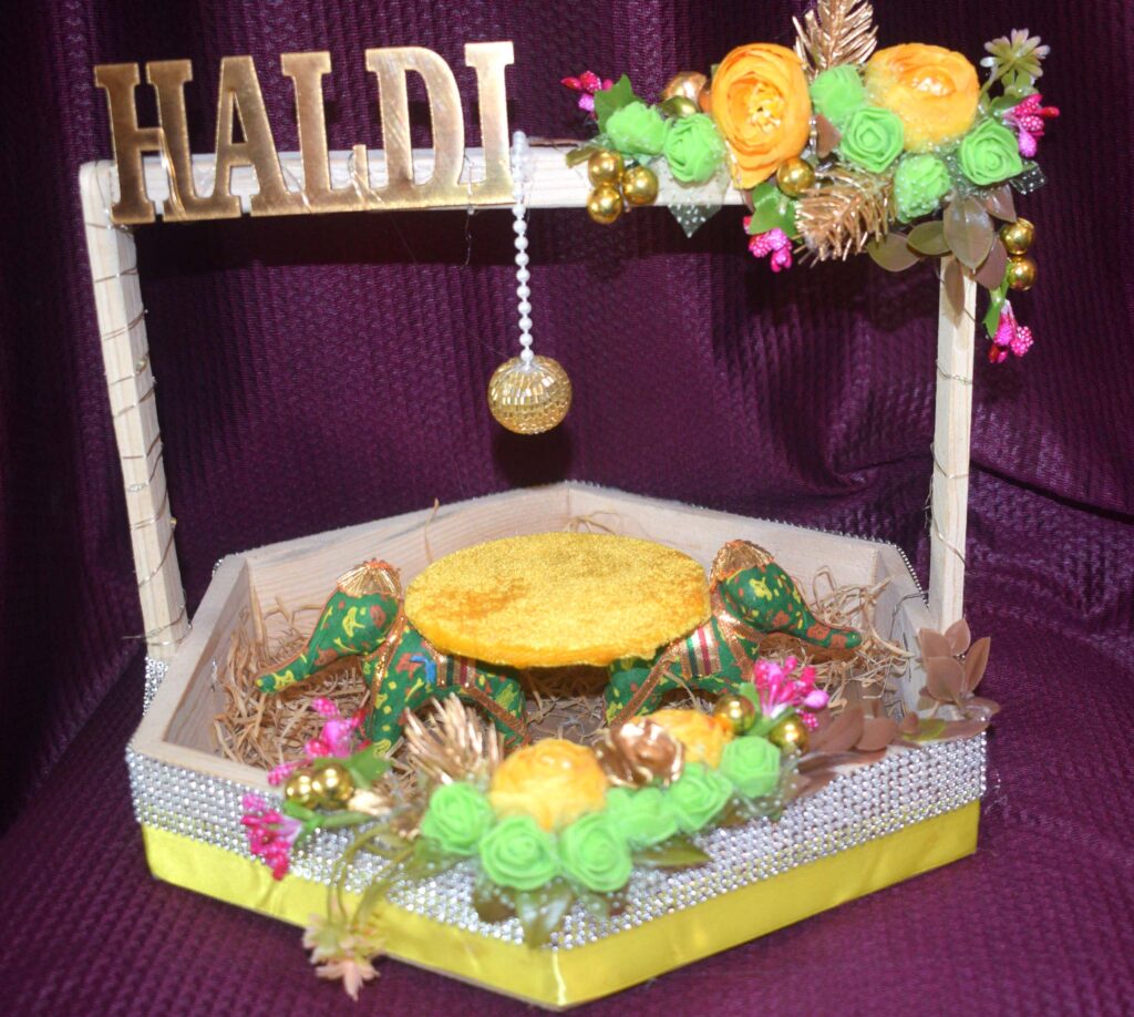 exquisite Pine wood Wedding Haldi Ceremony Tray pack of 1